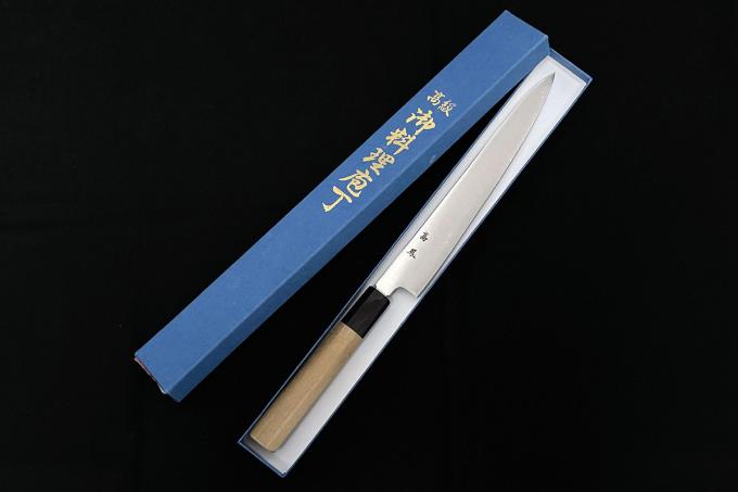 鈴木商事 和ペティ 包丁 厚口 210mm ステンレス 水牛朴柄 箱付 鈴木商事 和ペティ 包丁 厚口 210mm ステンレス 水牛朴柄 箱付
